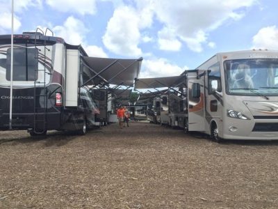 RV Living, Lifestyle Canada | Living in a Motorhome | Live the Best RV ...